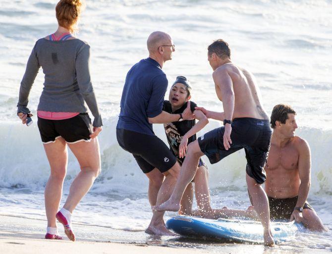 Watch When Man Saves Woman From Drowning In Sydney Sea