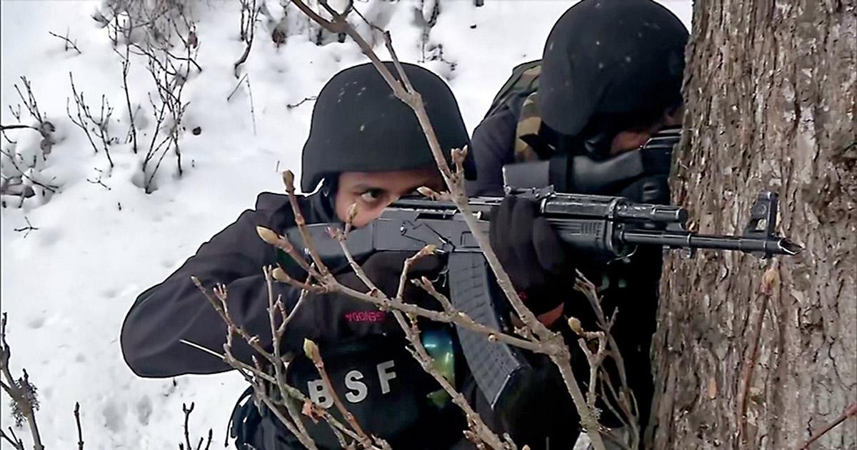 BSF Increases Vigil At LoC - Rediff.com India News