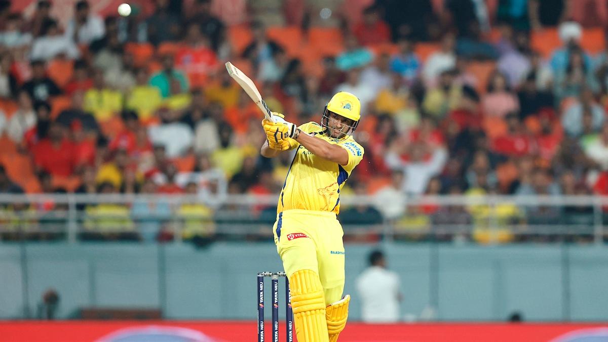 Conway, Dube build a partnership