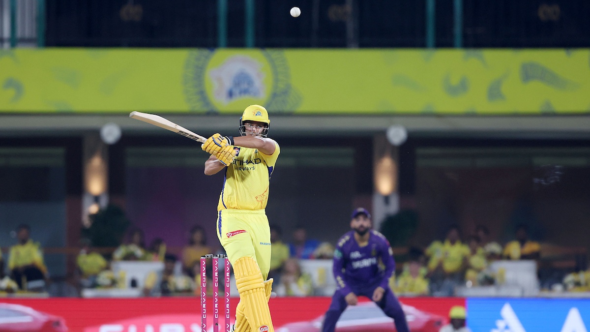 CSK wickets falling like nine pins