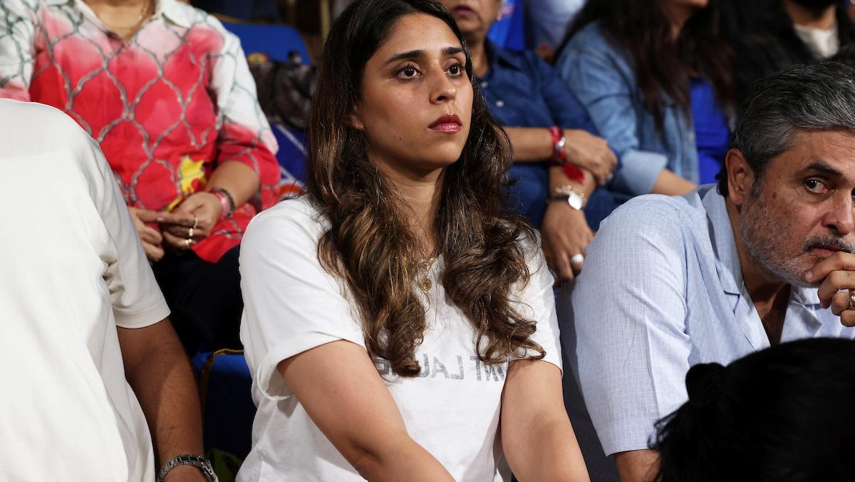 IPL 2025: Ritika's Priceless Reaction to Rohit's Knock - Rediff Cricket