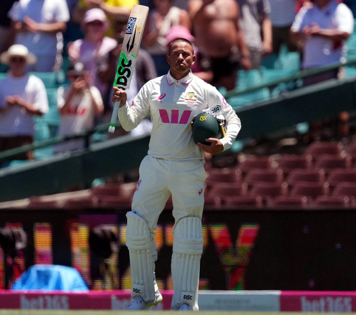 PIX: Khawaja's Emotional Ashes Farewell | Rediff-TV | Rediff.com