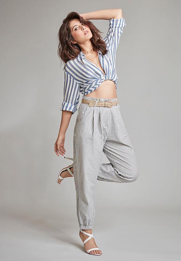 Raashii Khannas Stunning N Sexy Styles Get Ahead
