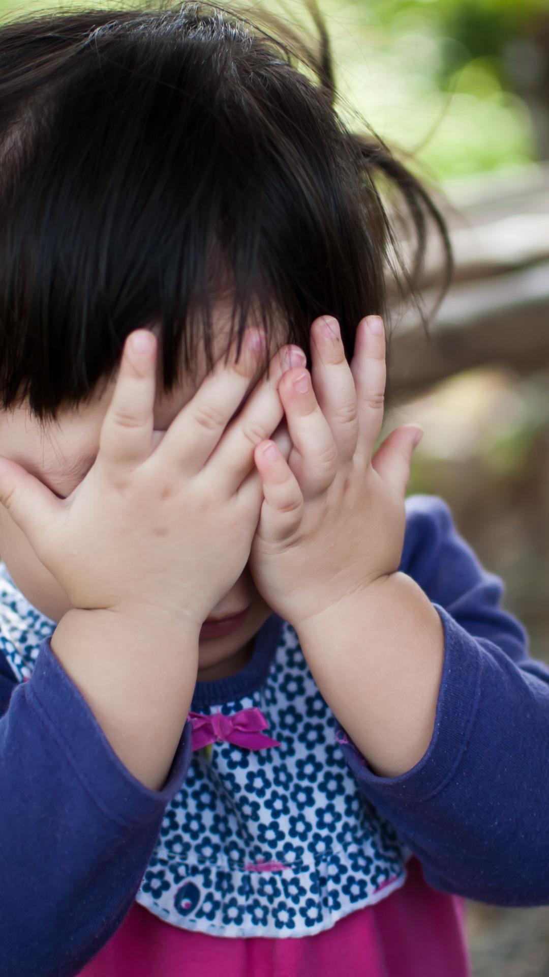 How To Help Your Child Overcome Shyness - Rediff Getahead