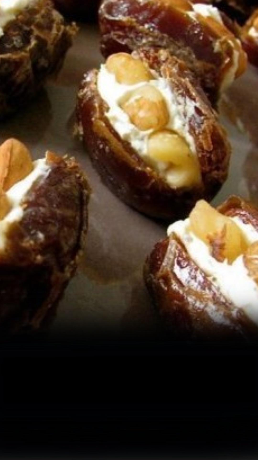 Hot Dates: 7 Superb Date Recipes - Rediff Getahead