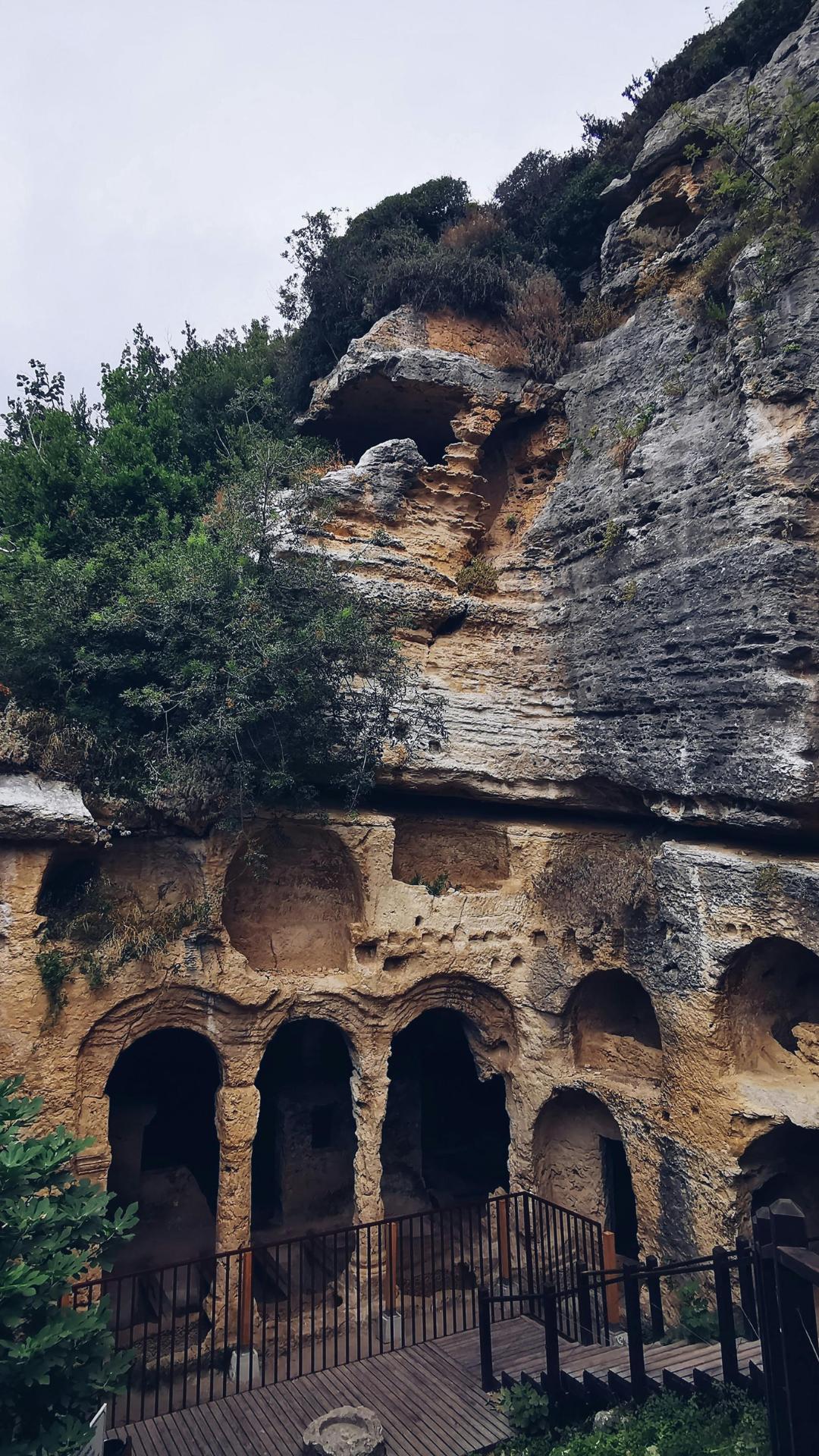 The Hidden Realms Of 10 Amazing Indian Caves - Rediff Getahead