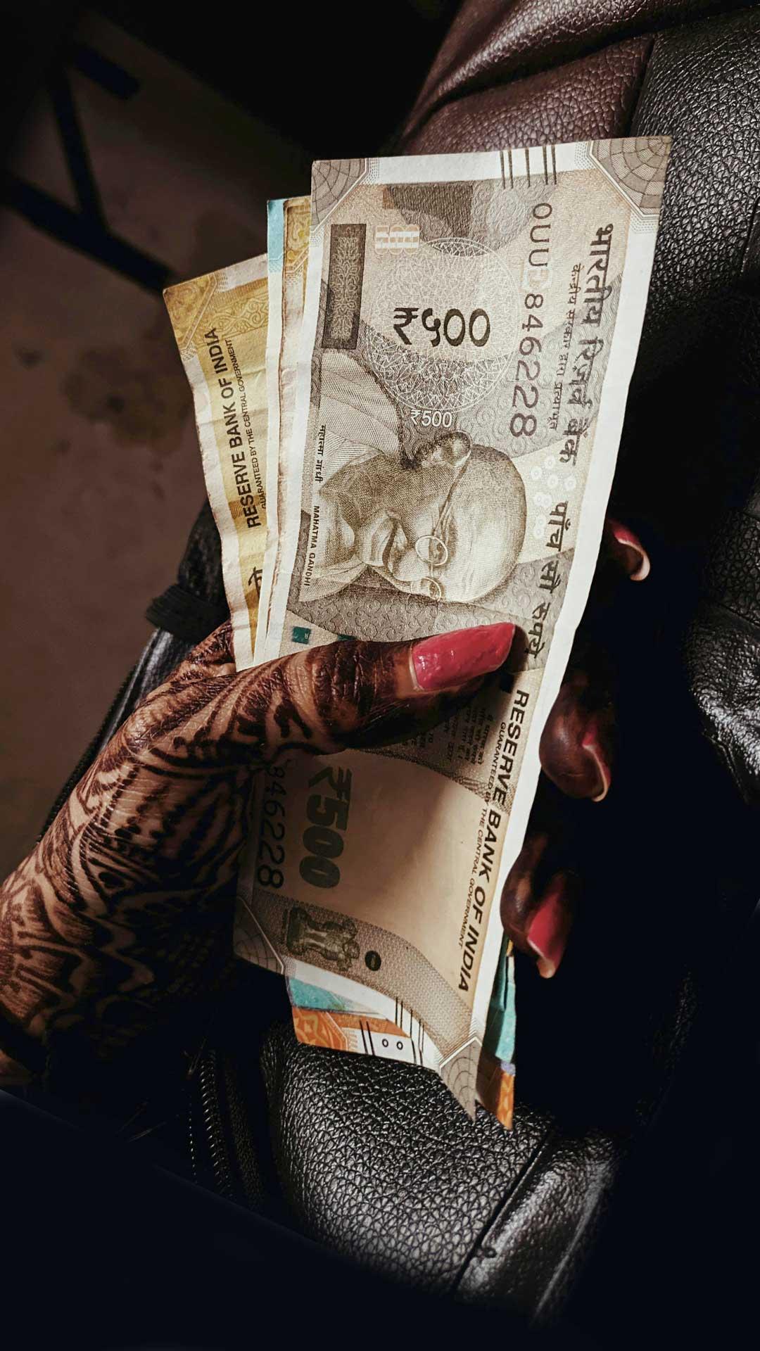 6 Financial Tips For Young Adults - Rediff Getahead