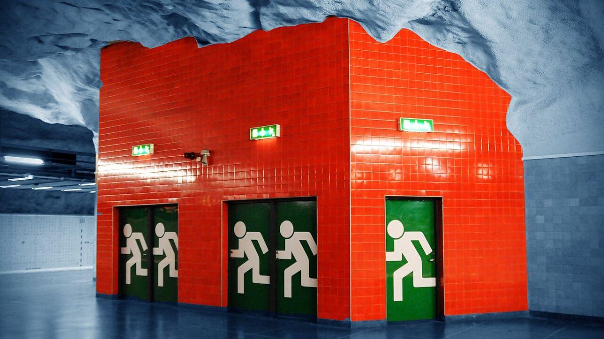 5 Tips To Stay Safe In A Fire | Rediff-TV | Rediff.com