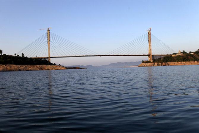India's pride: A stunning cable-stayed bridge in Jammu & Kashmir ...