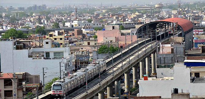 Jaipur marvel: India's fastest built metro begins journey - Rediff.com ...