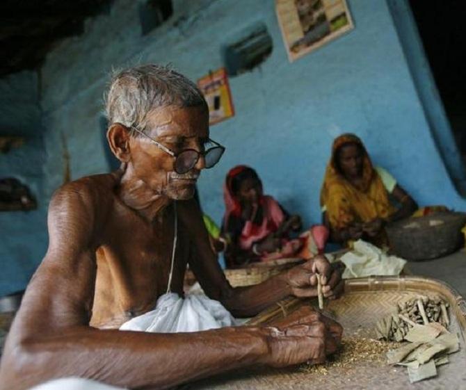 Demonetisation has driven Solapur's beedi workers to loan sharks ...