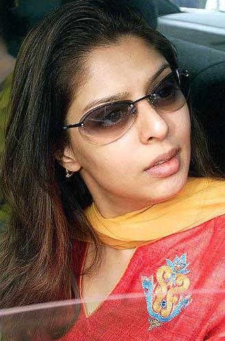 rediff.com: Bollywood's election dance