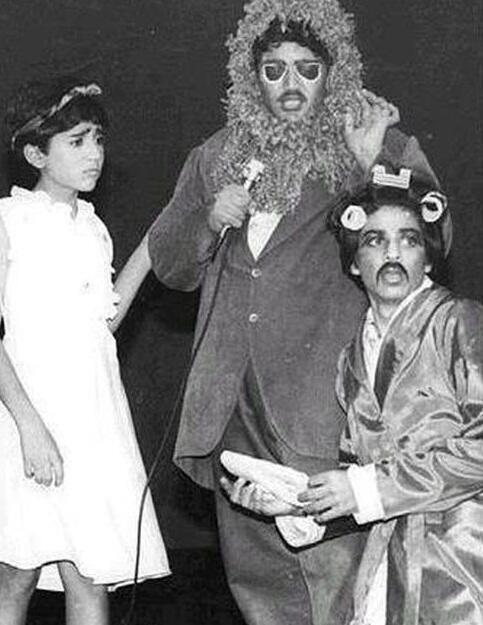 Rishi Big B Srk Retro Pics Thatll Make You Laugh Out Loud Movies