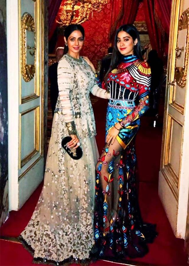 Meet Sridevis Stunning Daughter Janhvi Kapoor Movies