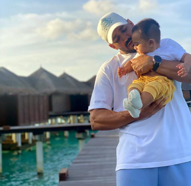 Anita Hassanandani Holidays In Maldives Movies
