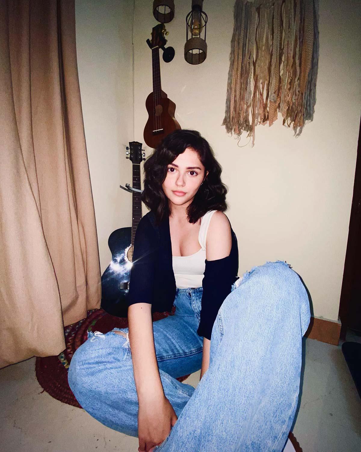 10 Things You Didn't Know About Aneet Padda - Rediff.com movies