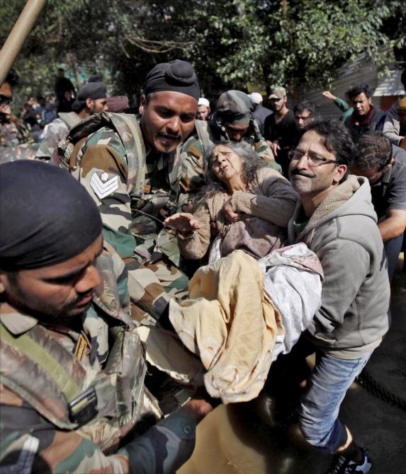 Army Air Force Intensify Rescue Operations In Jammu And Kashmir