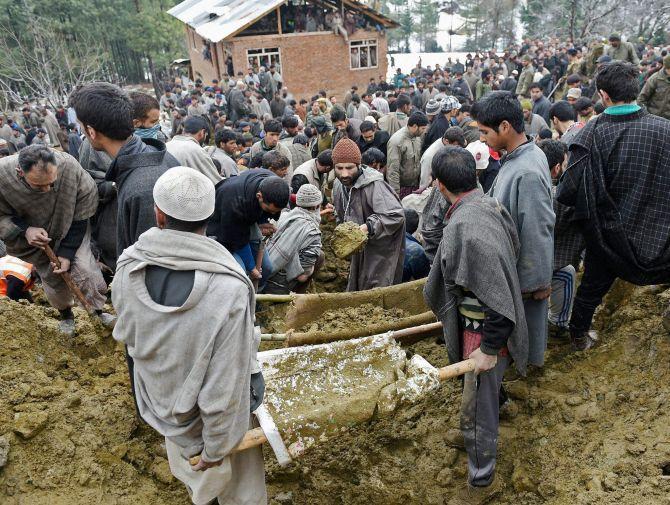 3 More Bodies Retrieved From Kashmir Landslides Toll Rises To 20