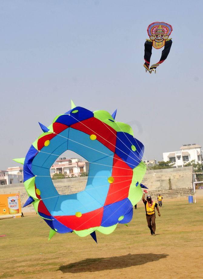 Kai po che! Colourful kites take to the skies in Jaipur - Rediff.com ...
