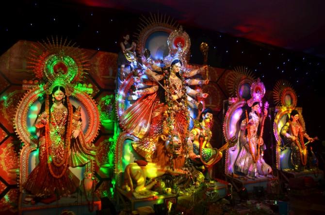 Islamic Bangladesh's fabulous Durga pujas - Rediff.com India News