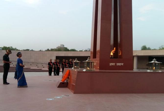 The courage of Captain Haneef, Vir Chakra, martyr at 25 - Rediff.com ...