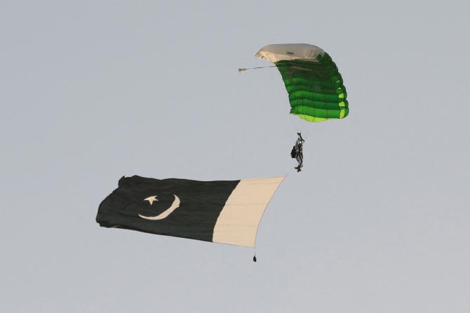 Pakistan Navy Shows Off Its Skills - Rediff.com India News Pakistan Navy Shows Off Its Skills - Rediff.com India News