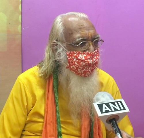 Ayodhya chief priest wishes Rahul success for yatra