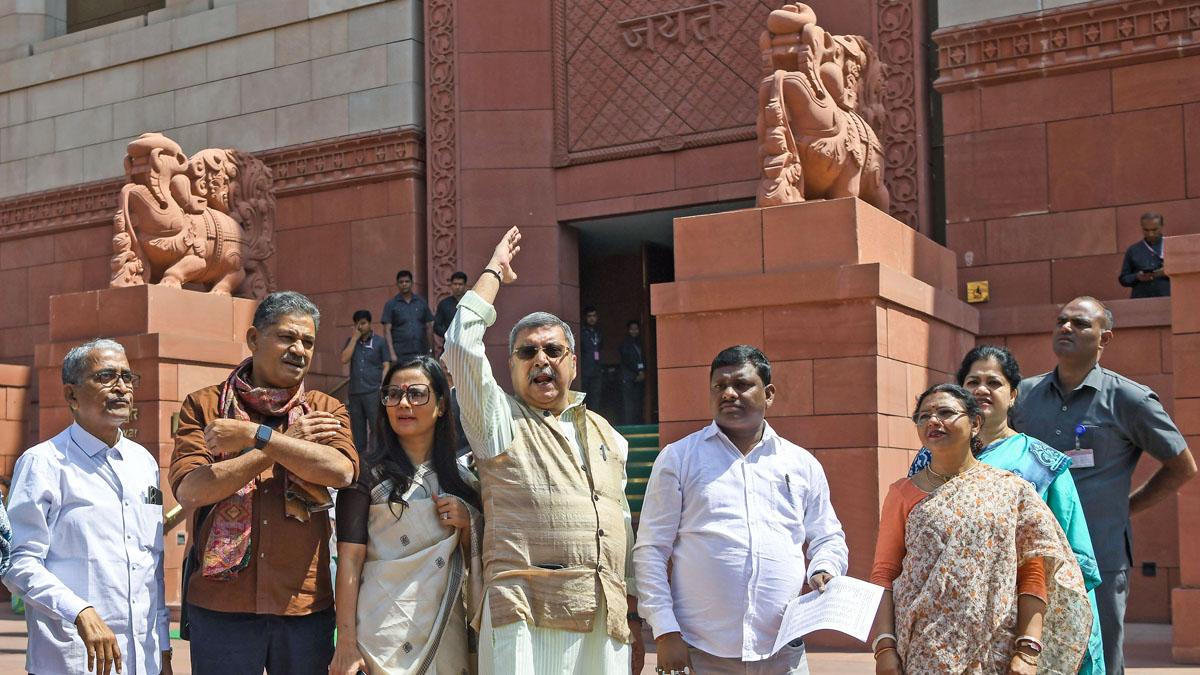 TMC MPs' public spat, leaked WhatsApp chats expose infighting - Rediff.com India News