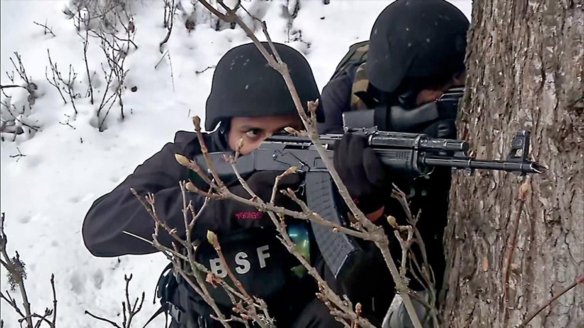 BSF Increases Vigil At LoC | Rediff-TV | Rediff.com