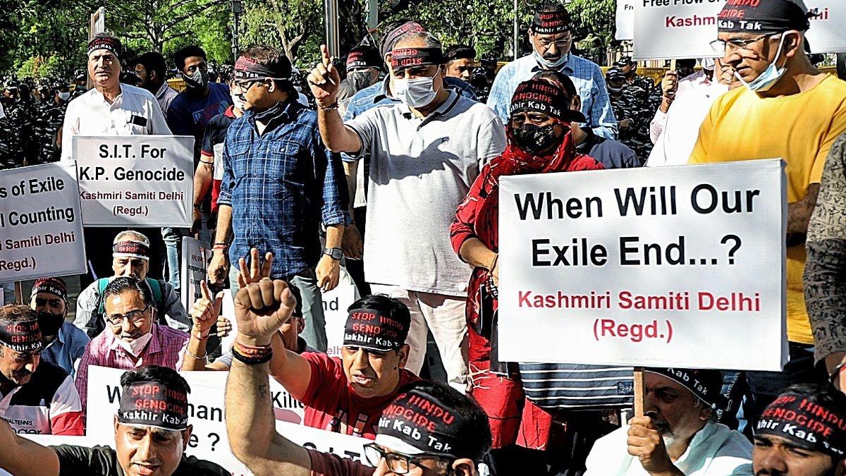 British MP moves motion on 'Kashmiri Pandit genocide' - Rediff.com India News