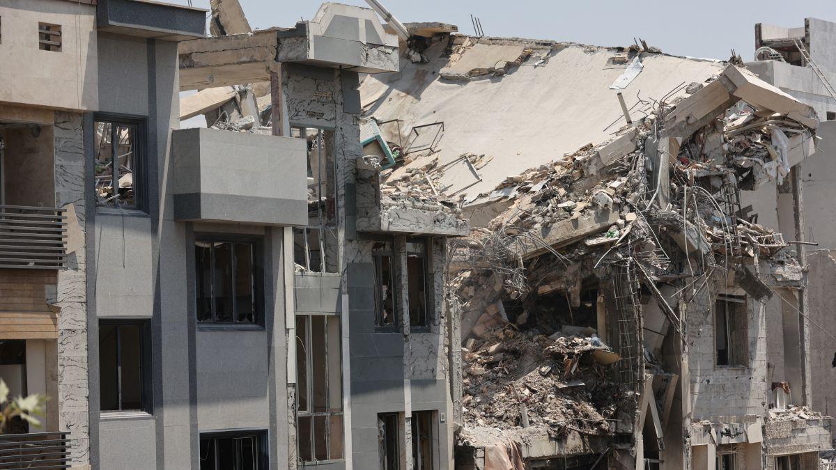 Israeli jets flying freely over Tehran, says IDF - Rediff.com India News Israeli jets flying freely over Tehran, says IDF - Rediff.com India News