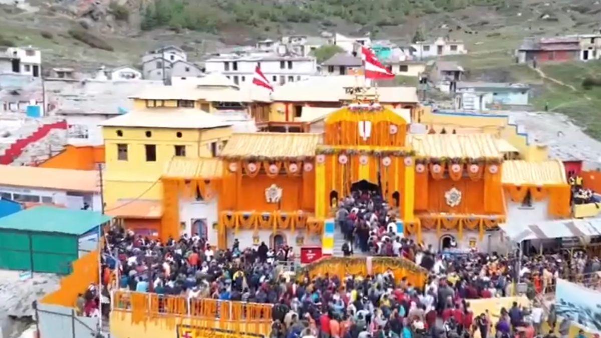 Portals of Badrinath open, temple adorned with 15 tons of flowers