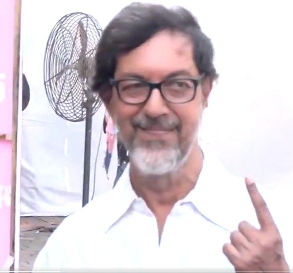 Few hours left, vote, says Rajat Kapoor