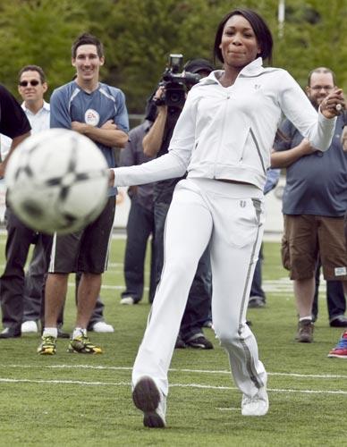 Has Venus Williams Switched Sports Rediff Sports