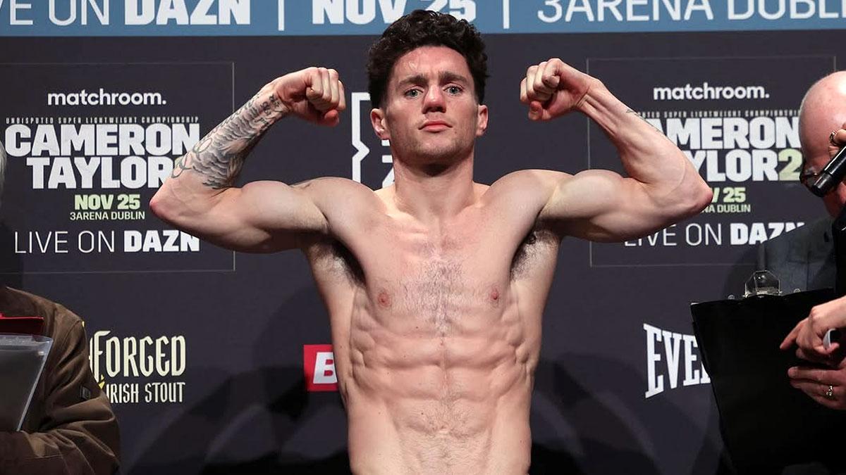 Boxer John Cooney dies a week after title fight defeat - Rediff Sports