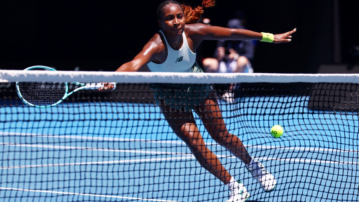 AO PIX: Gauff wins thriller, Swiatek scrapes through - Rediff Sports