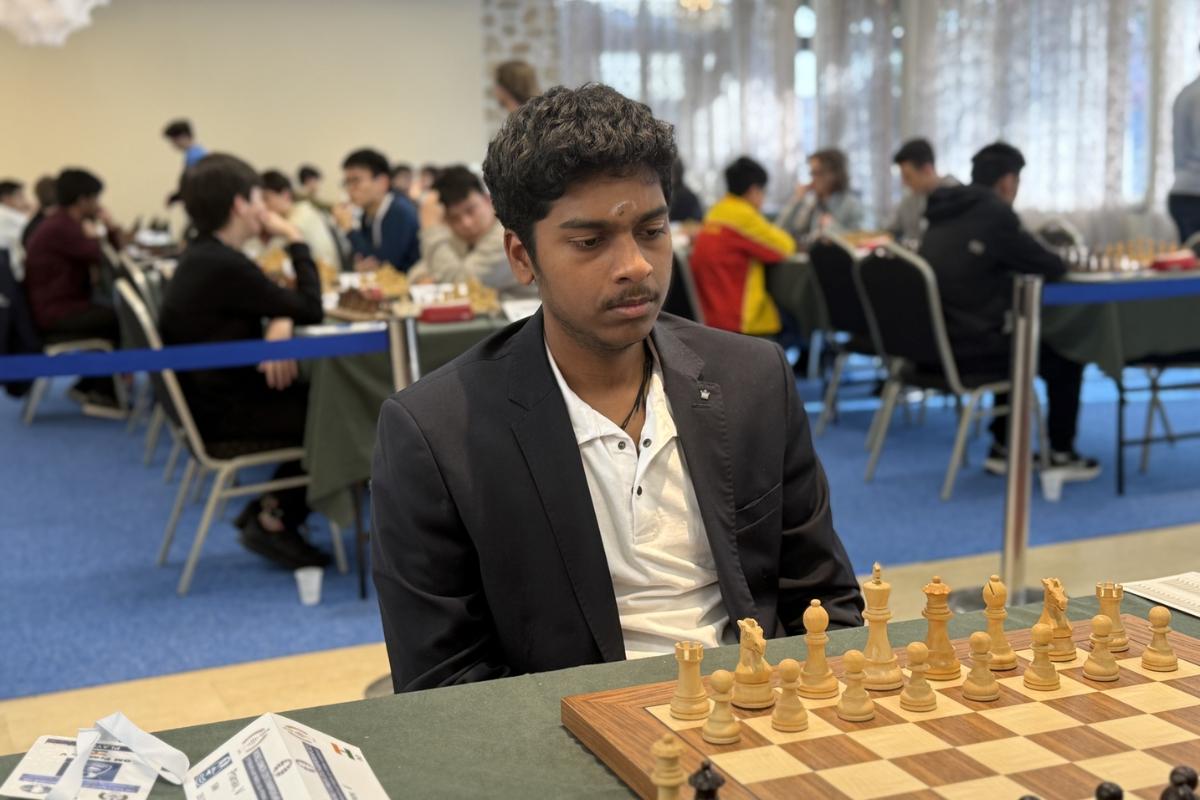 India's Pranav Venkatesh is World Jr Chess Champion - Rediff Sports